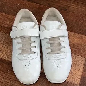 Shoes | Kids White Sneakers Girls Cheer Shoes Size 2 Athletic Sports ...